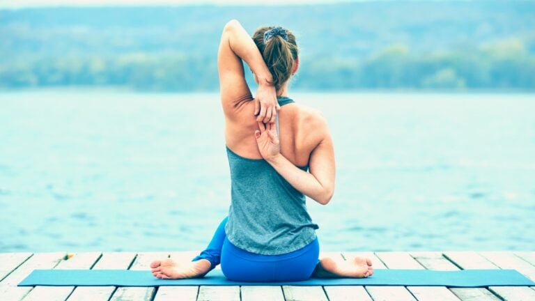 Cow Face Pose (Gomukhasana) - Gym Geek