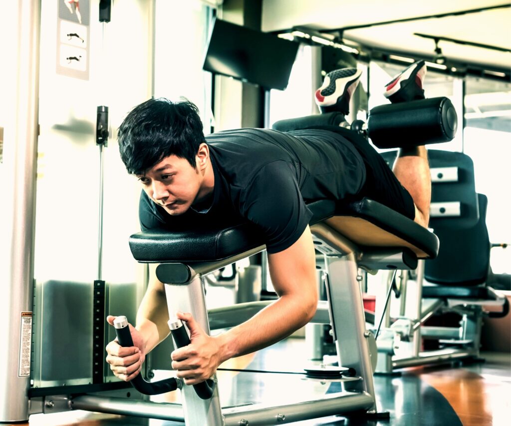 How to Do a Leg Curl - 9 Variations - Illustrated Guide - Gym Geek